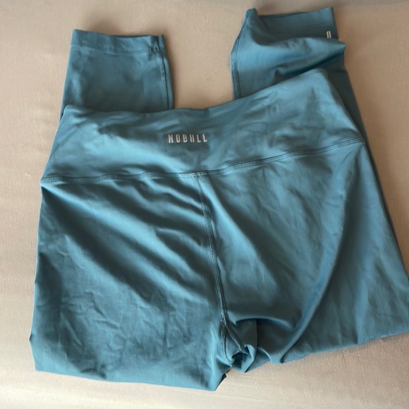 NOBULL | Pants & Jumpsuits | No Bill Capri | Poshmark